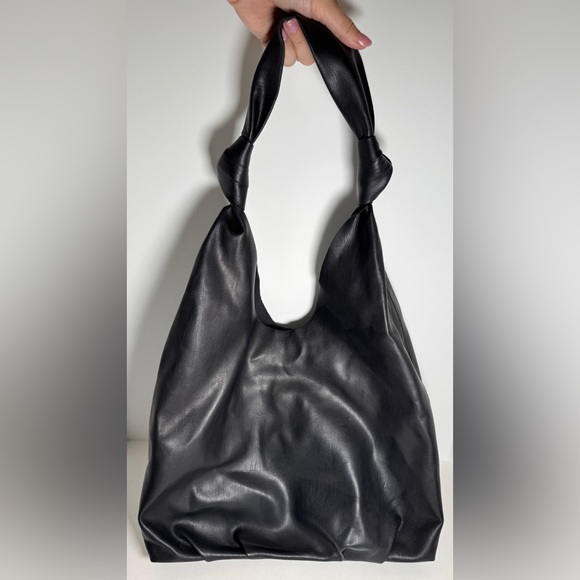 Elizabeth and James | Bags | Elizabeth James Purse Black Leather Tote ...